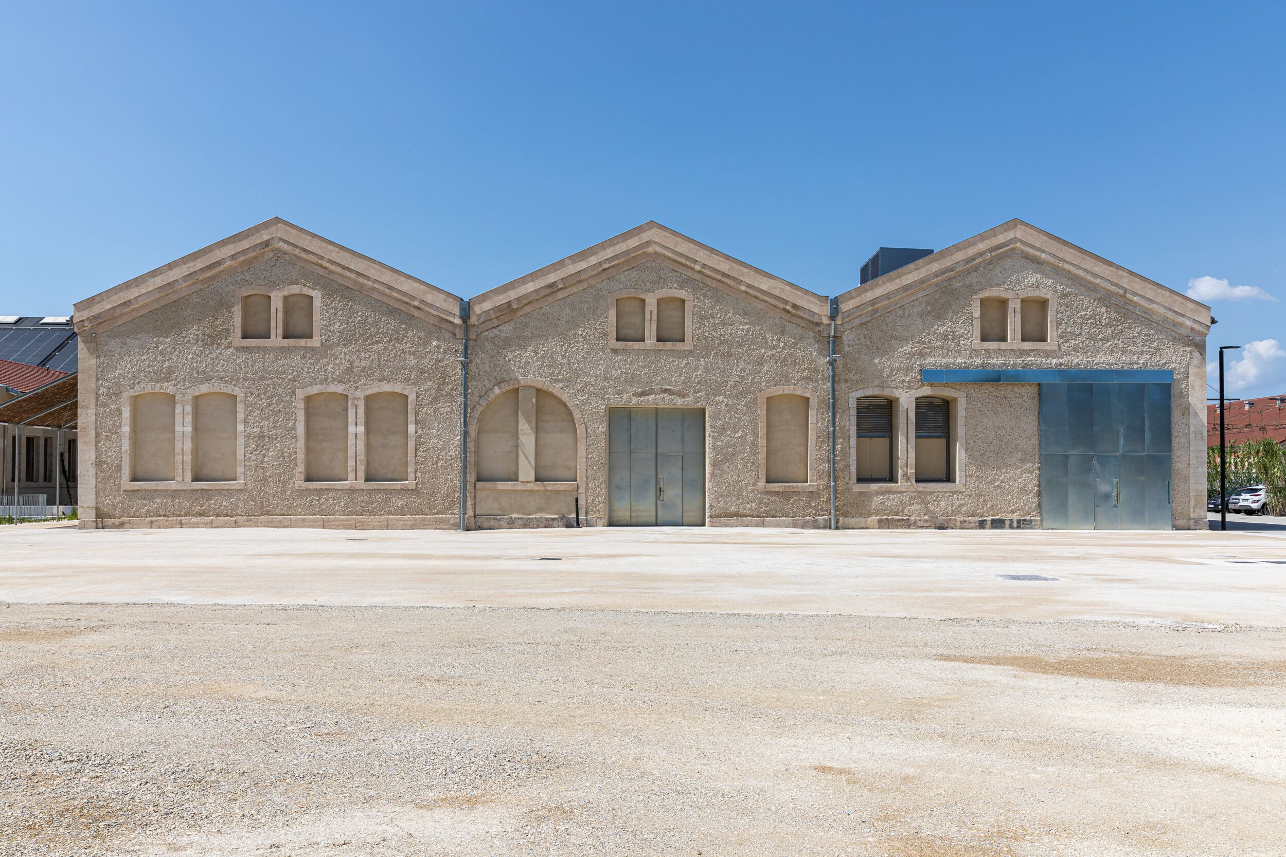 When Buildings Grow from the Ground They Stand On